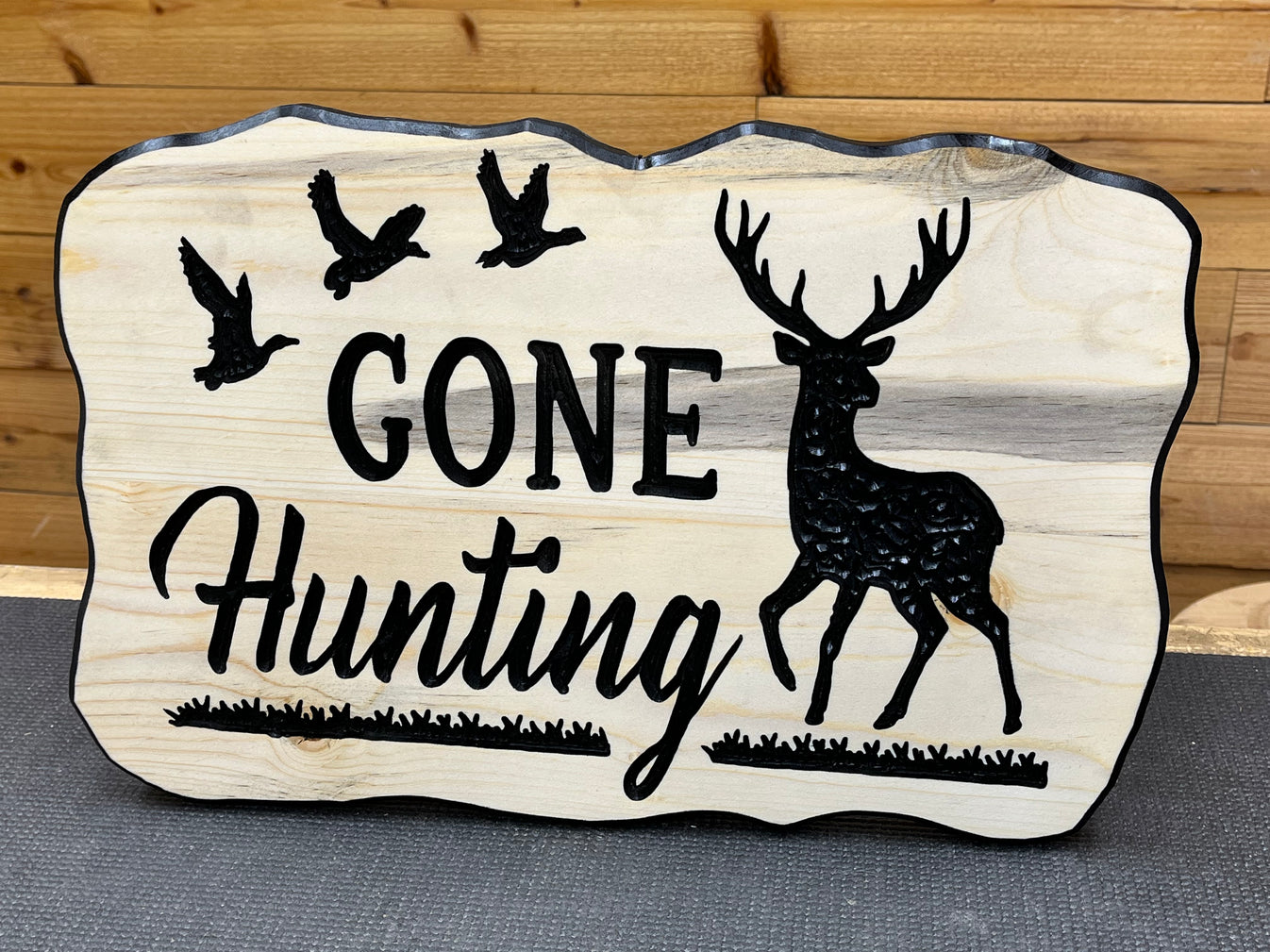 Gone Hunting Layout Stencil – Make a Wood Sign